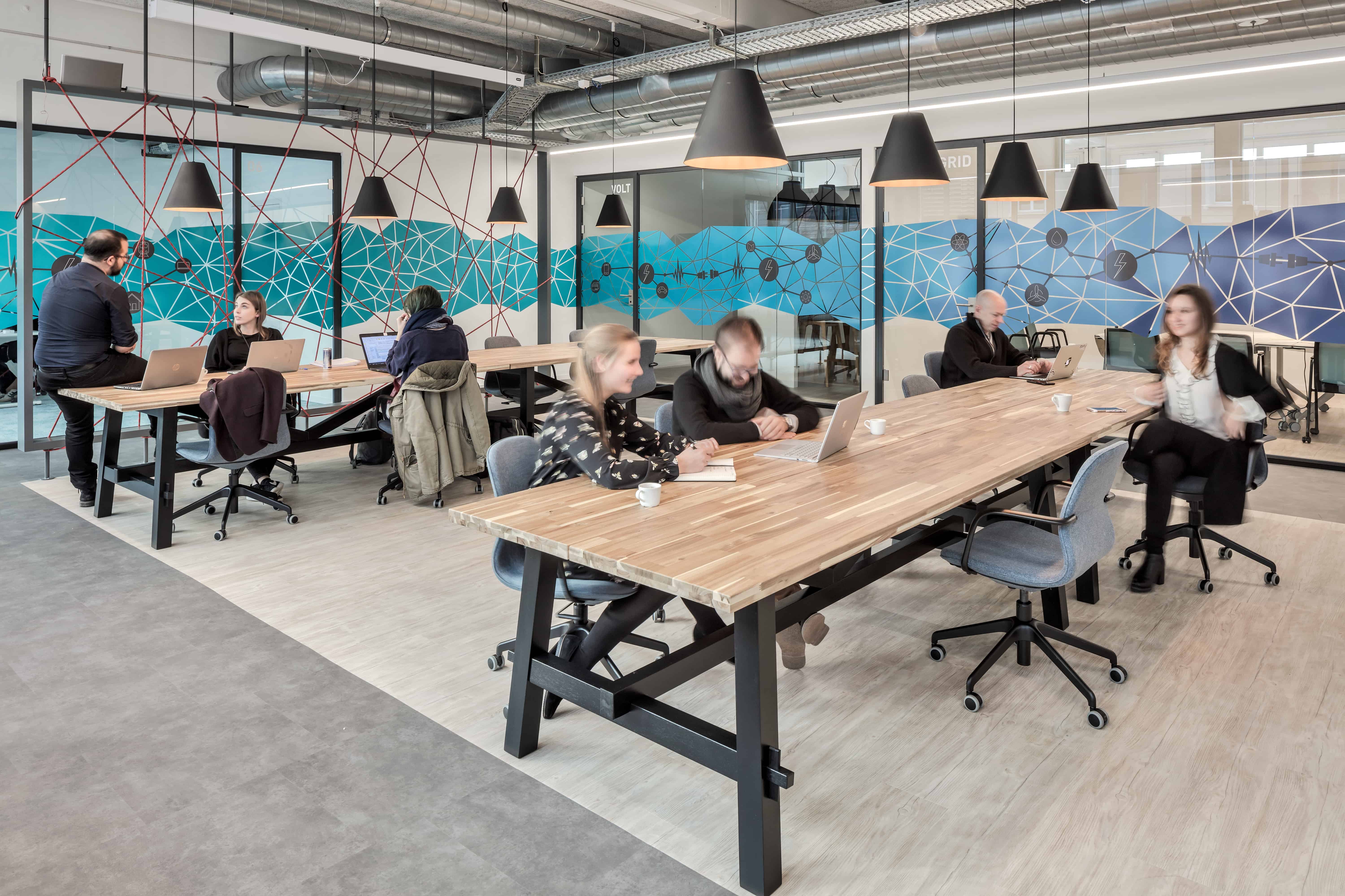 How to maintain temperature, humidity and indoor climate in the office?