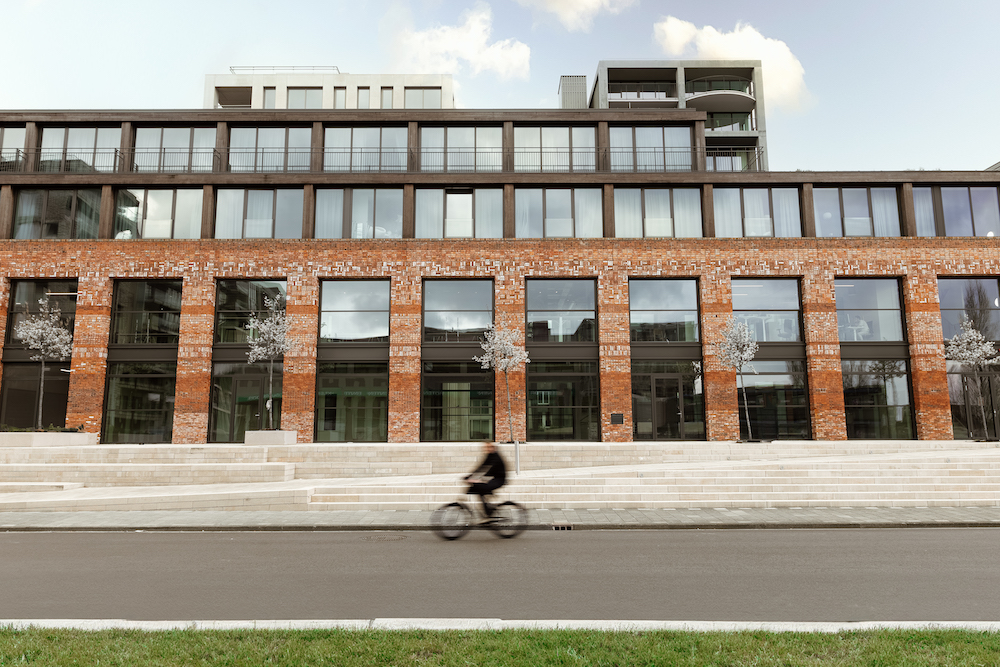 Office space for rent: Papaverhof 59, Amsterdam