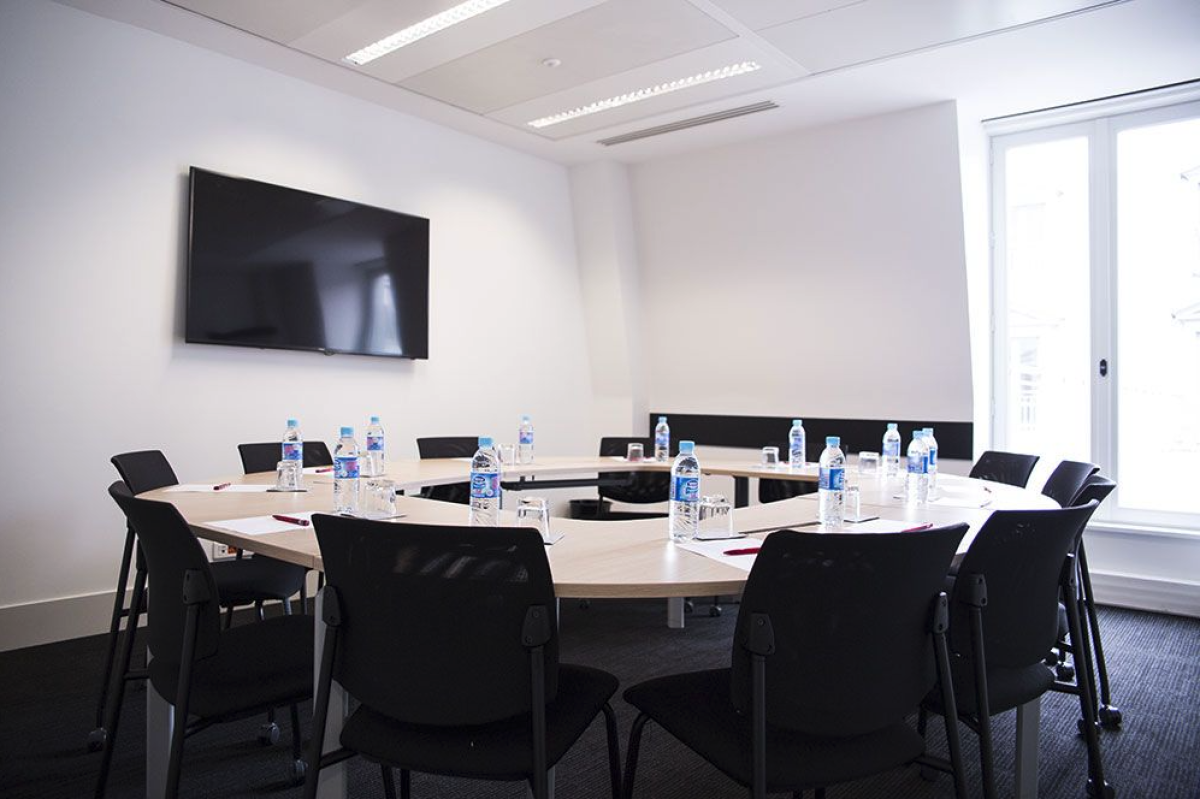 Bureau à louer: 15-17 Rue Scribe, Paris