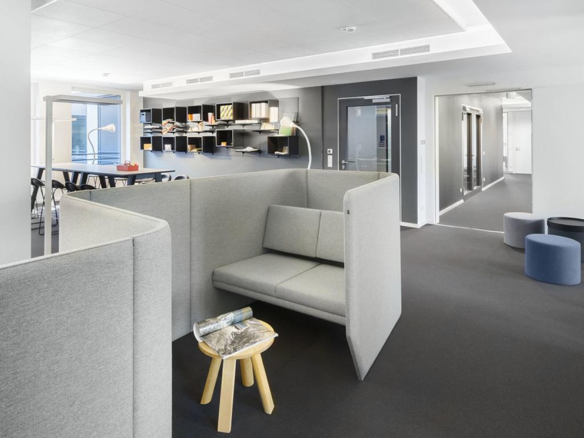 bertolt brecht platz 3